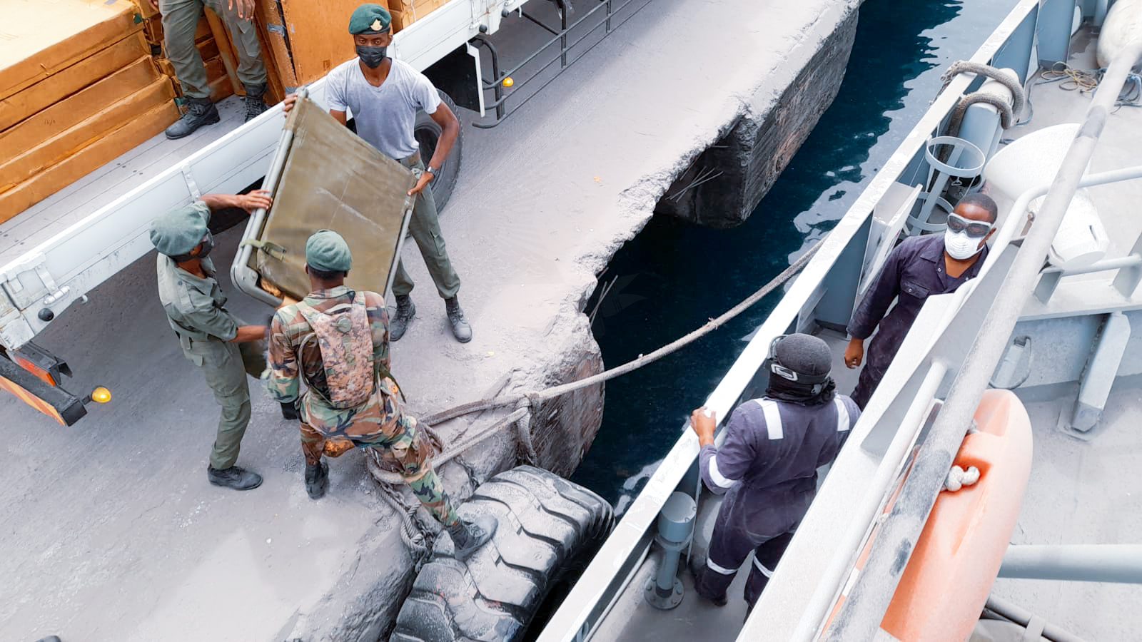 BDF delivers relief supplies to St Vincent - Barbados Today