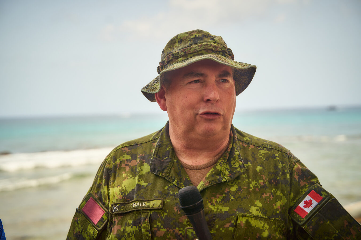 TRADEWINDS: Canadian Navy goes underwater in reef research dive ...