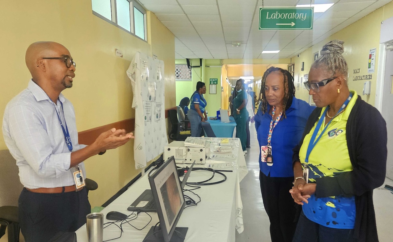 Doctor debunks colorectal cancer myths, urges early screening ...
