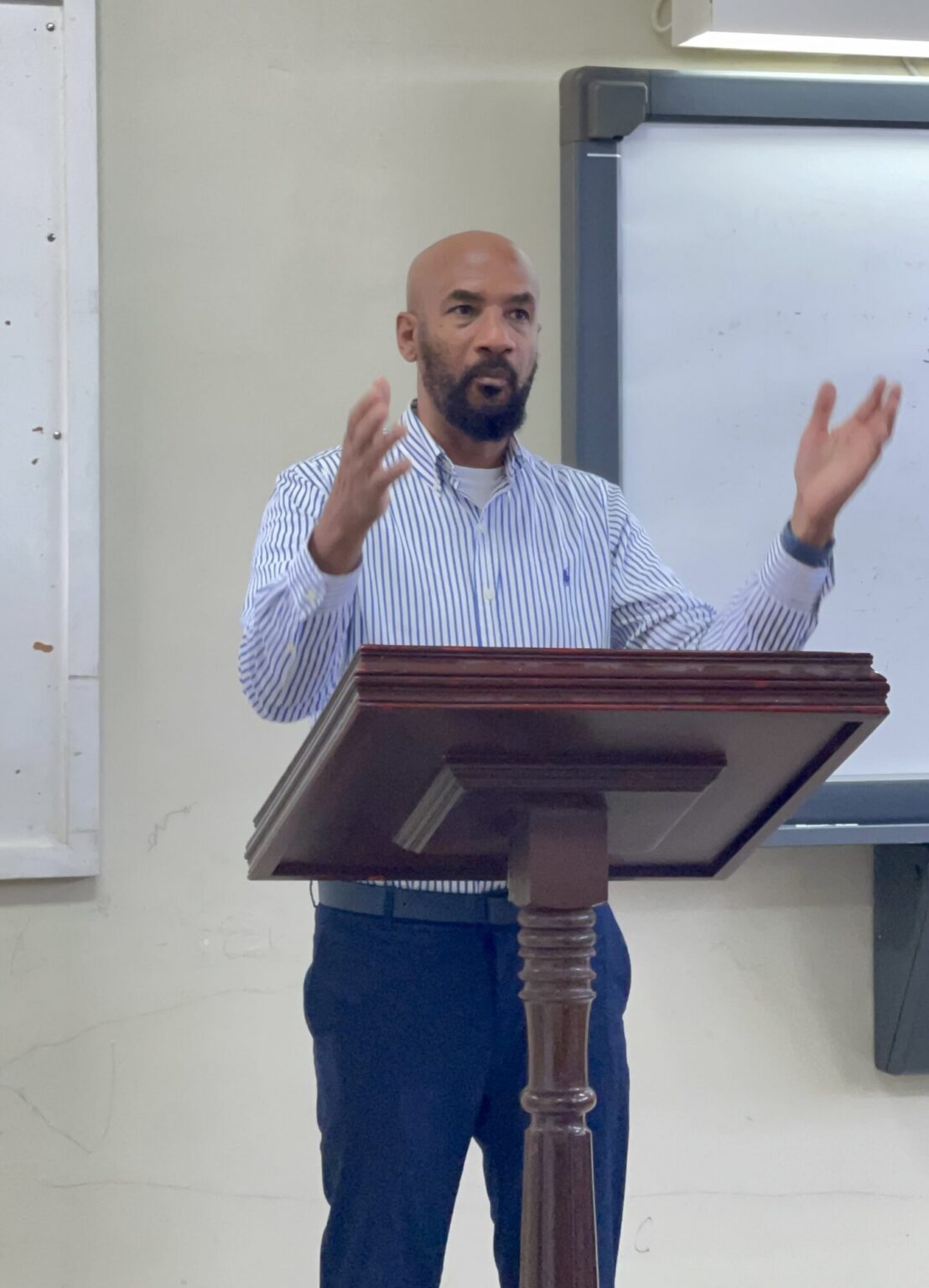 ‘Beyond Words’ to open doors through French language exchange ...